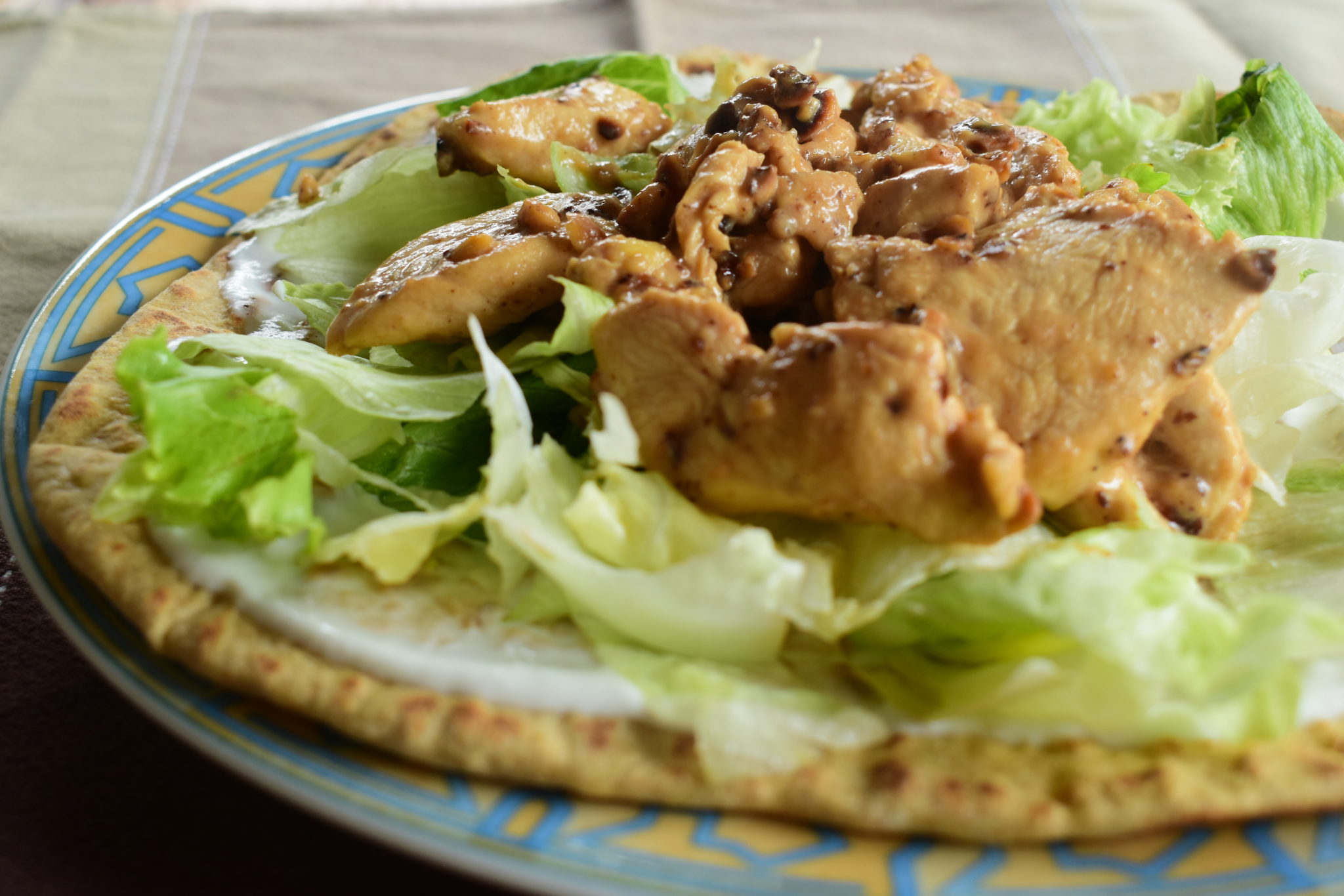 Naan wraps with hazelnut chicken – 30 minutes chef